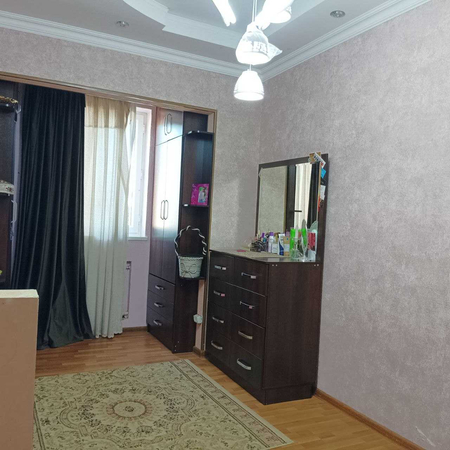 Срочно продается 5 ком. 111 м2 Юнусабад 3 за Универсамом(м999)