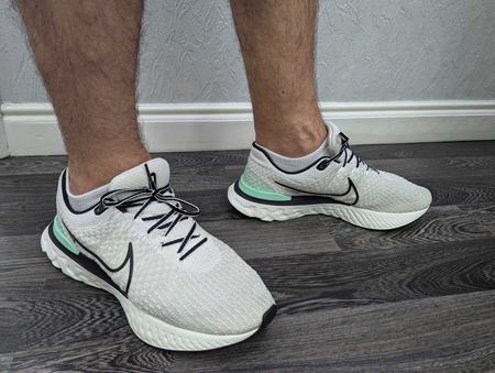 Nike REACT INFINITY RUN FLYKNIT FK 3 (оригинальные, почти новые)