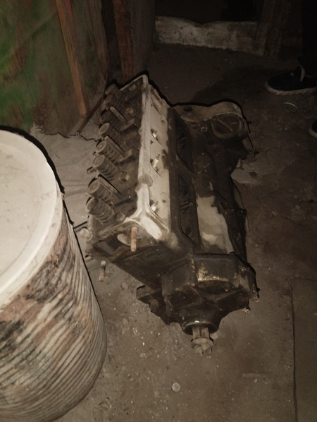 Мотор  Волга в сборке газ 2101