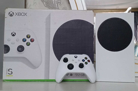 Xbox series s 512гб в идеальном состоянии