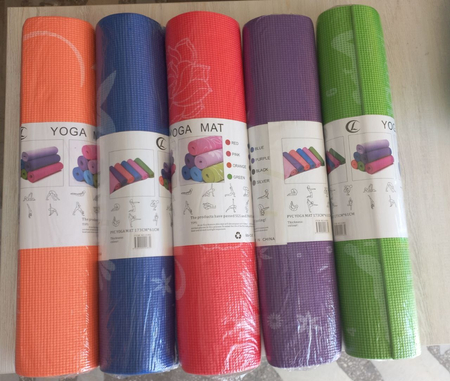 Коврик для йоги и гимнастики с чехлом YOGA MAT мат