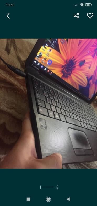 Toshiba noutbuk srochno sotiladi