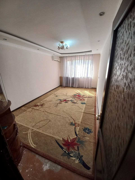 3 хоналик 3 этаж Централный аптека