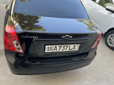 Yangiyol shaxar GAI ni oldida