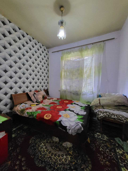 uy/uchastka sotiladi 8 sotix 4 xona