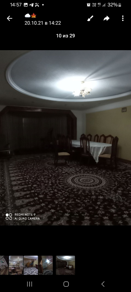 Продаётся шикарный участок  двух этажный а доль дороги  все удобства