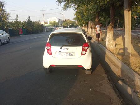 Spark sotiladi srochni