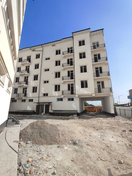 Продам свою 2х комн. 55м2 кирпич Новостройка Дустлик ул Миллий Бог