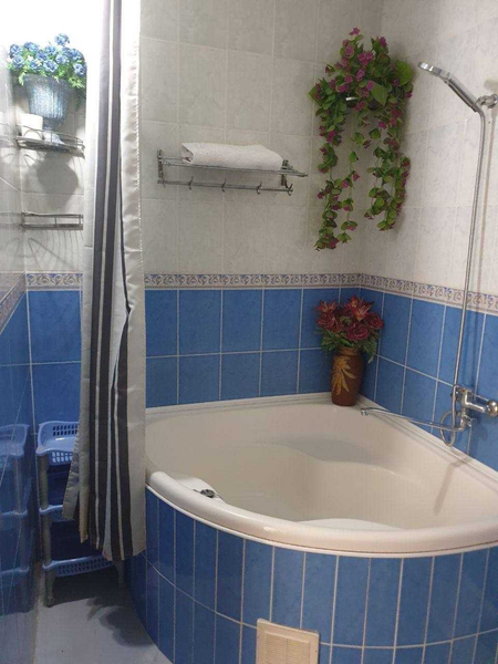 Квартира, Дустлик метро, 5-хона, 139 м²