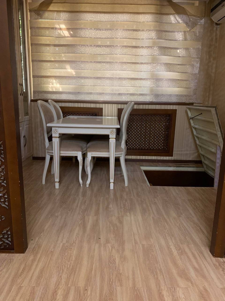 Сдается 3х ком. квартира, ор-р: м.Ойбек, 1м2