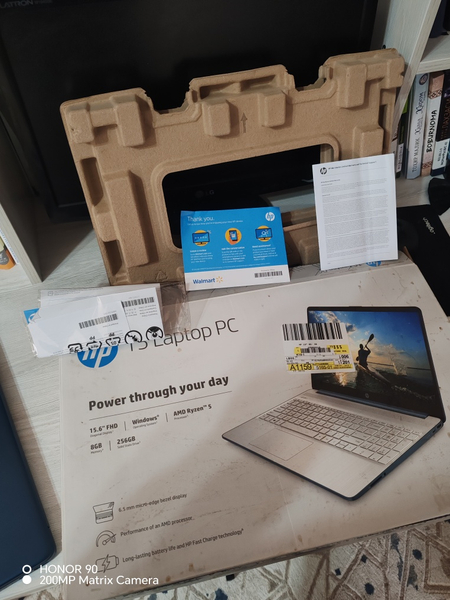 Noutbok Hp ADM 5 15,6 FULL HD