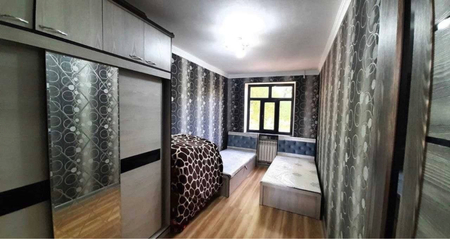 Продам квартиру 2/4/5 на Буюк Ипак Йули 2х6 балкон ,Макро ориентир