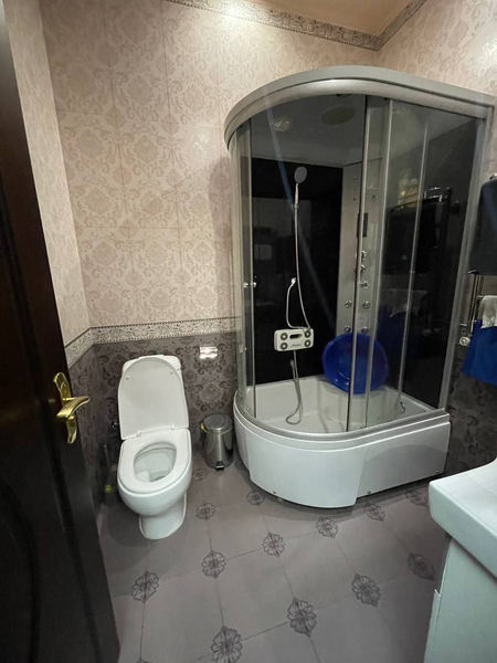 Oybek metro kunlik kvartira