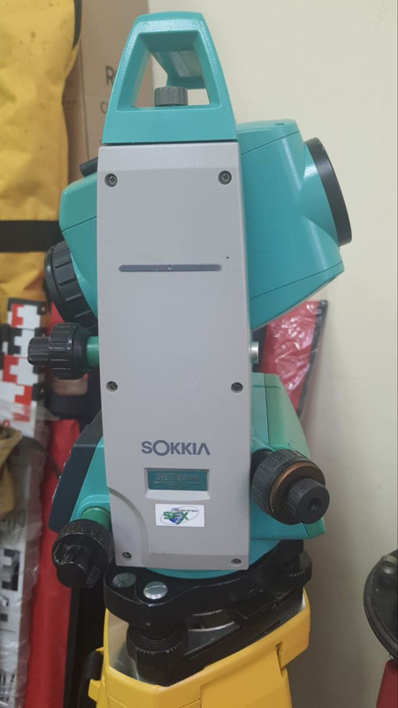 Тахеометр Sokkia