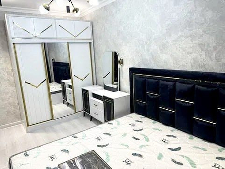 Ойбек  3/7/9 раздельные комнаты  Евро-ремонт  мебель техника  72кв.м