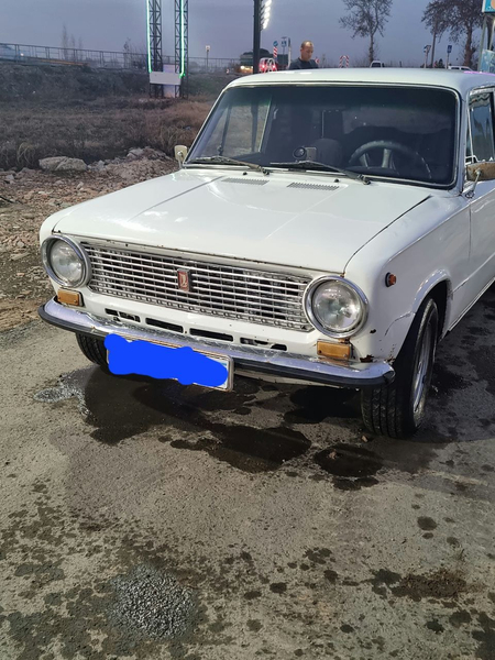 Sotiladi 2101.      1974yil