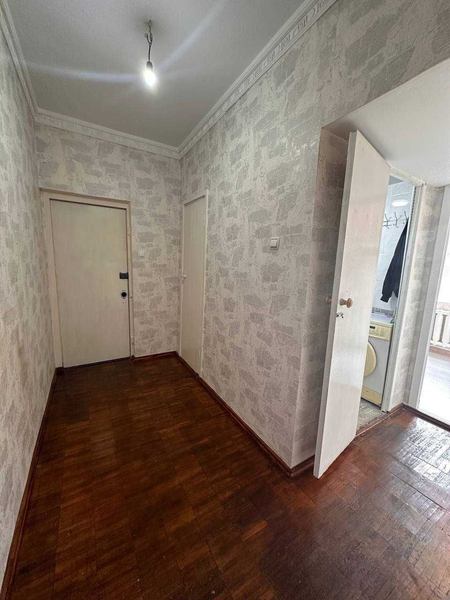 Срочно! Продажа. 1*2/5/5. Кадишева базар.