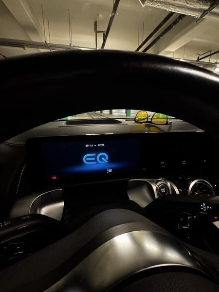 Mercedes Benz EQB 350 4Matic