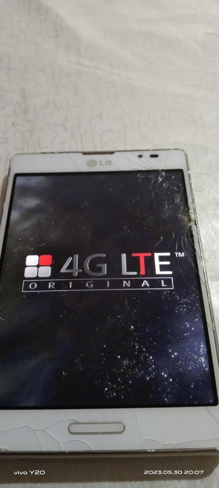Продаётся LG F 200S