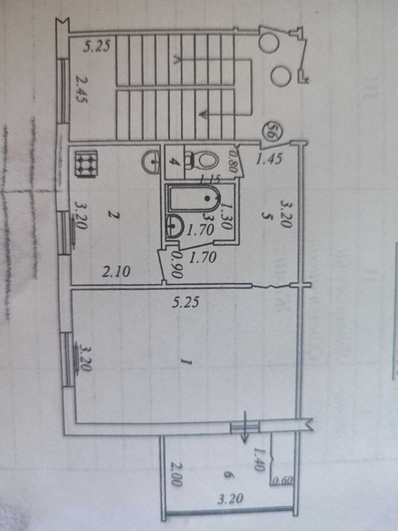 Продается 1 ком на Авиасозлар 2 ( на Кадышева)