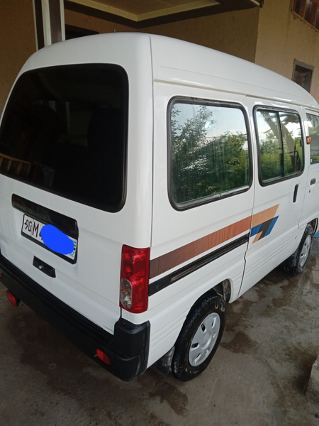 Xolati yangi. Sotiladi