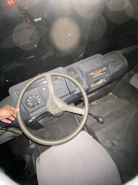aftobus sotladi dakumetda muamo bor yuradi salarka