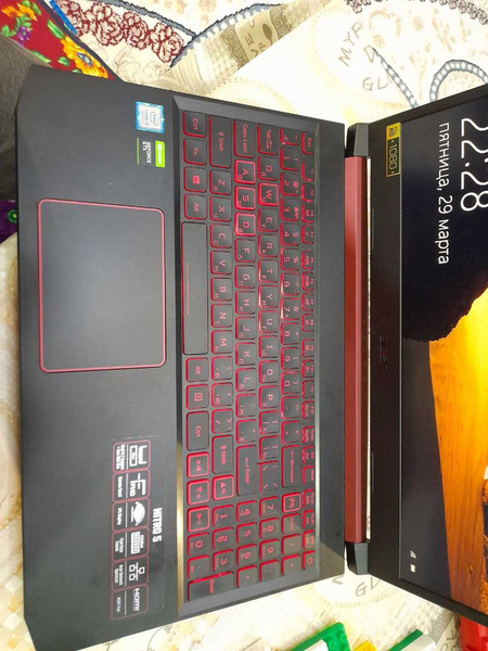 Acer nitro 5 GTX 1650