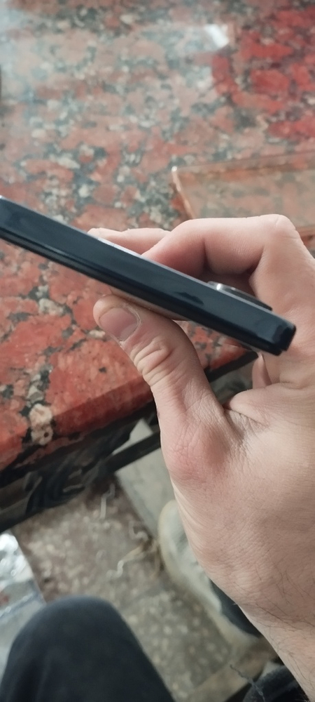 Tecno camon 128/6 1 yil garatniyasi bor