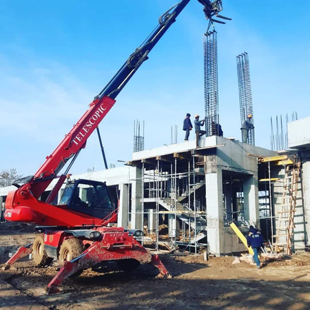 MANITOU телескопический погрузчик