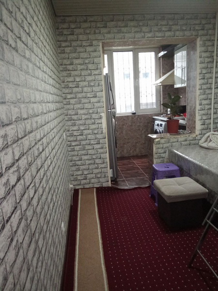 Kivartira 3 xonali 1 etaj