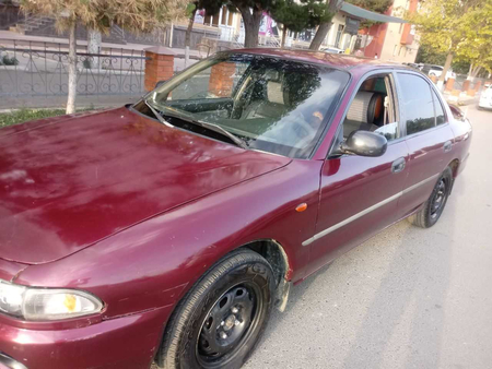 Mitsubishi galant 7 sotiladi