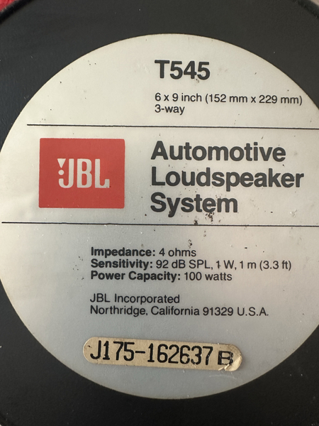 JBL динамик made in usa сотилади нархи 400 доллар