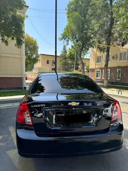 Chevrolet Lacetti elegant plus 2021