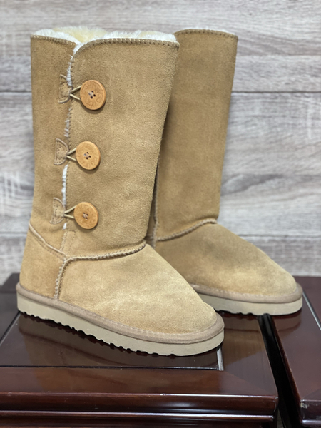 UGG Australia 41-35