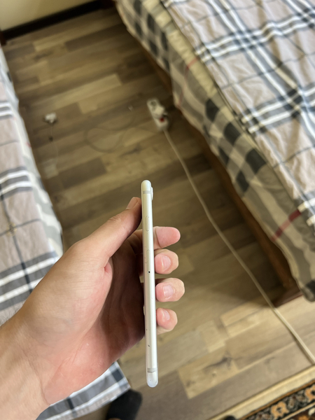 Iphone 7 128gb sotiladi