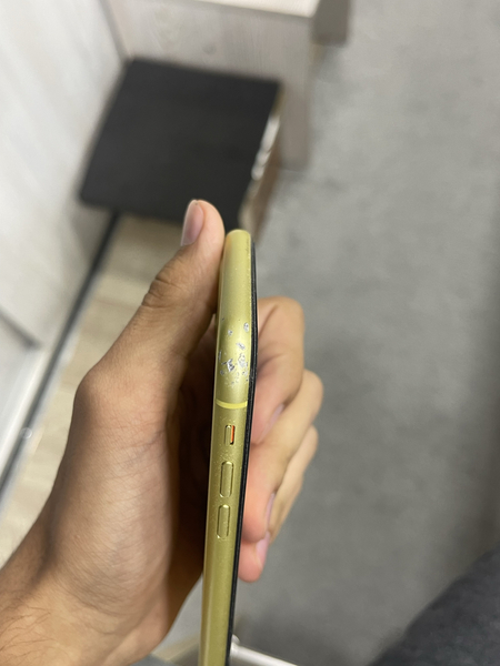 Iphone 11 xolati yaxshi