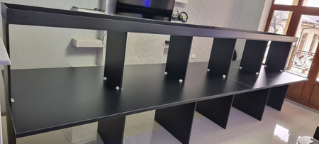 Kompyuter Club uchun mebel sotiladi