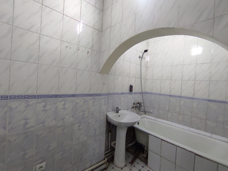 Sergeli 7 mavzeyda 72 kvadrat uy sotiladi