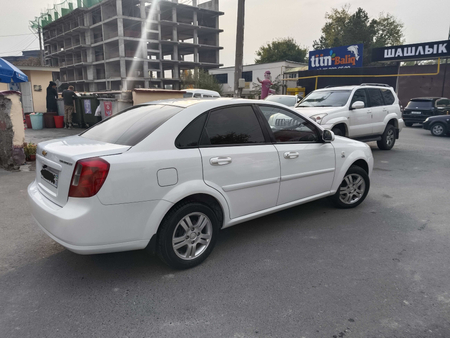 Срочно сотилади Ласетти 1.8 автомат 2009 метан Lacetti