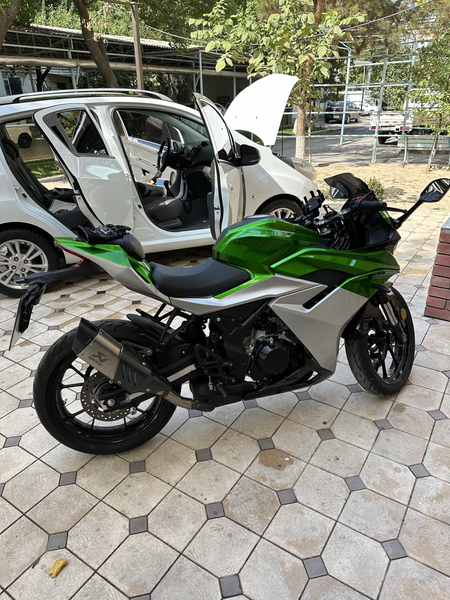 Mototsikl original r3 mator