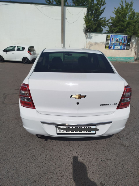 Chevrolet cobalt avtomat 2022