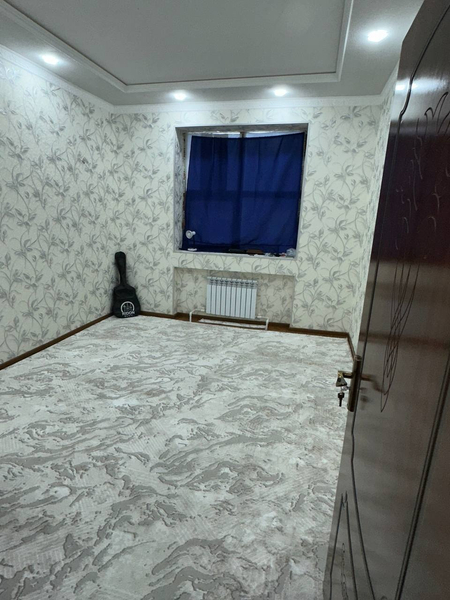 Uy sotiladi. Navoiy shahar 2 xona ZGG Firma
2 xonali 
4 etaj 
Yangi do