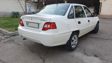 Chevrolet Nexia 2 (SOHC | Белый | 05.2014 | 92 тыс. км)