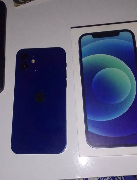 Iphone 12 64 gb!