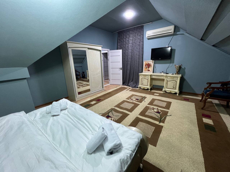 Mehmonxona ( hotel ) barcha qulayliklar mavjud