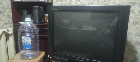 Срочно продам телевизорв Panasonic диагональ 72 в отличном состоянии,