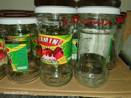 Продам Банки: 0.3- 0.4-0.5 - 0.7 с закручивающимися крышками.
