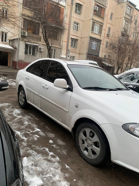 Jentra ravon 3-pozitsiya avtomat karobka ideal holatda arenda