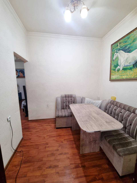 СРОЧНО Продается 2 ком квартира Юнусабад 13 квартал ресторан САМАРА