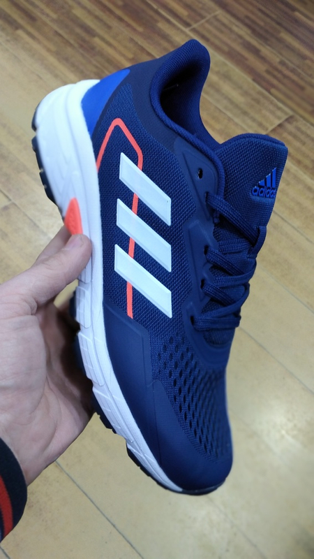 Adidas made in Vietnam arginal